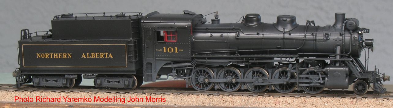 NAR#101-D Northern Alberta steam engine Dulux Gold - Black Cat Publishing