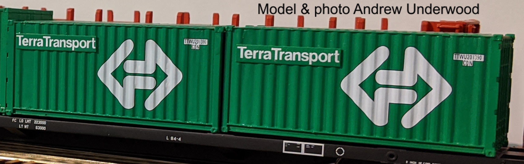 TTWX#201-H Terra transport containers - Black Cat Publishing